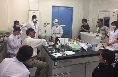 Isolation of bioactive chemicals by column chromatography – Tran Dang ...